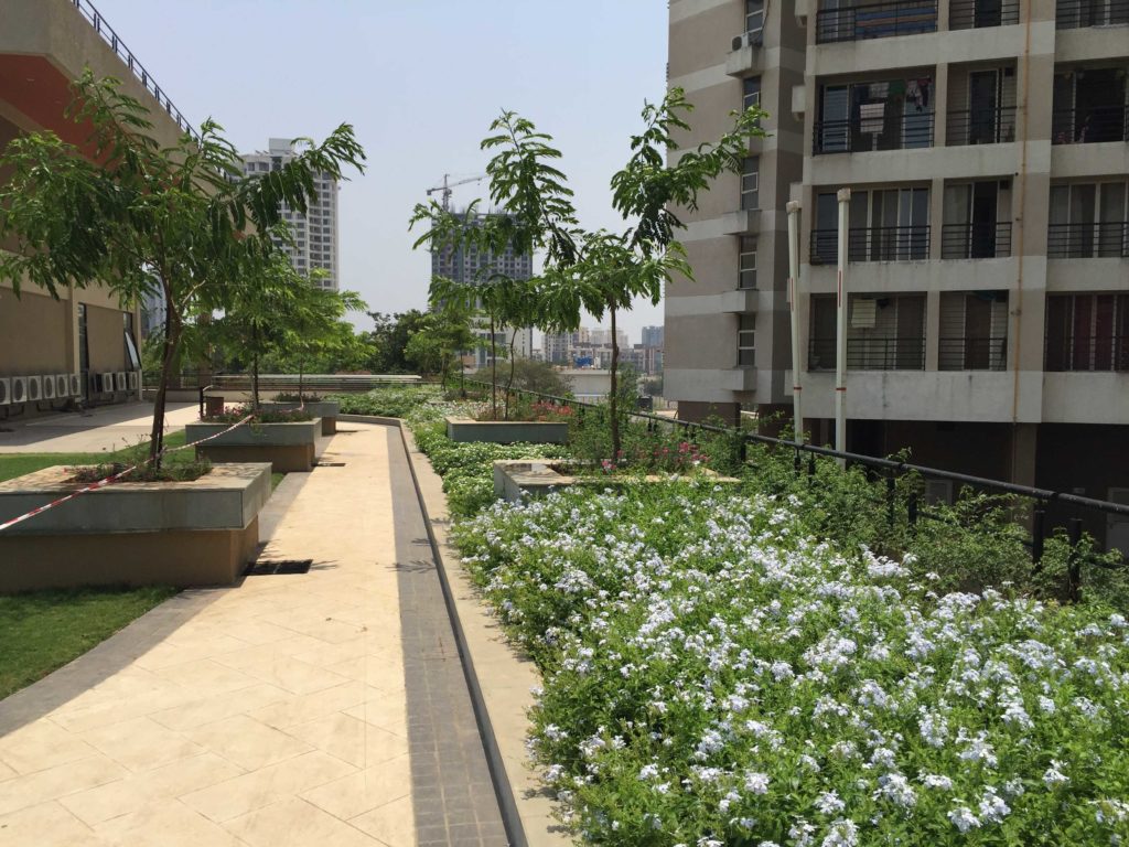 SD CORPORATION ALPINE TOWERS – Shivneri Garden